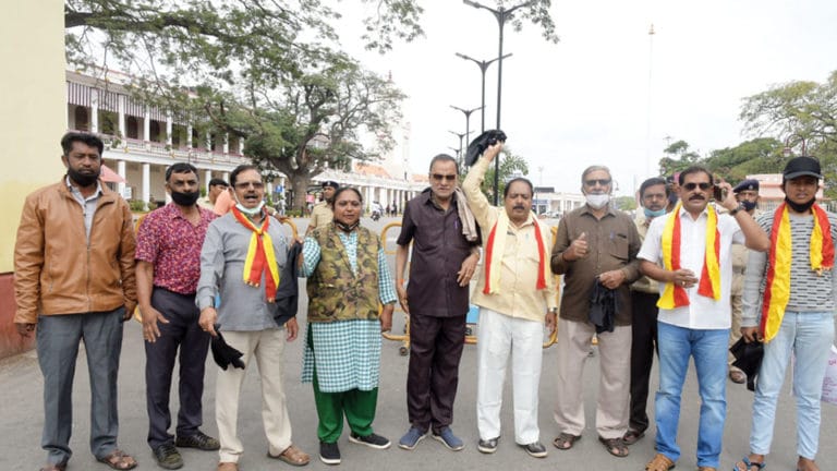 ಮರಾಠ ಪ್ರಾಧಿಕಾರ ಖಂಡಿಸಿ ಪ್ರತಿಭಟನೆ - Mysuru Mithra